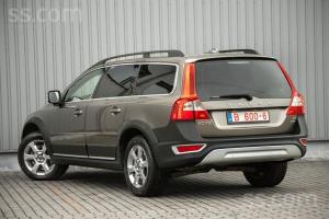 Brown Volvo XC70 2008 in Tukums, with an engine capacity of 2.40 L and mileage of 324 thousand km for 7490 €, photo 7 on AUTOMOTO.COM.LV