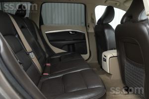 Brown Volvo XC70 2008 in Tukums, with an engine capacity of 2.40 L and mileage of 324 thousand km for 7490 €, photo 17 on AUTOMOTO.COM.LV
