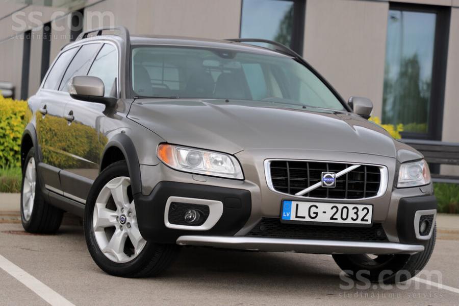 Brūns Volvo XC70 2008 Tukums, ar dzinēja tilpumu 2.40 L un nobraukumu 0 tūkst. km par 2500 €, foto 1 vietnē AUTOMOTO.COM.LV