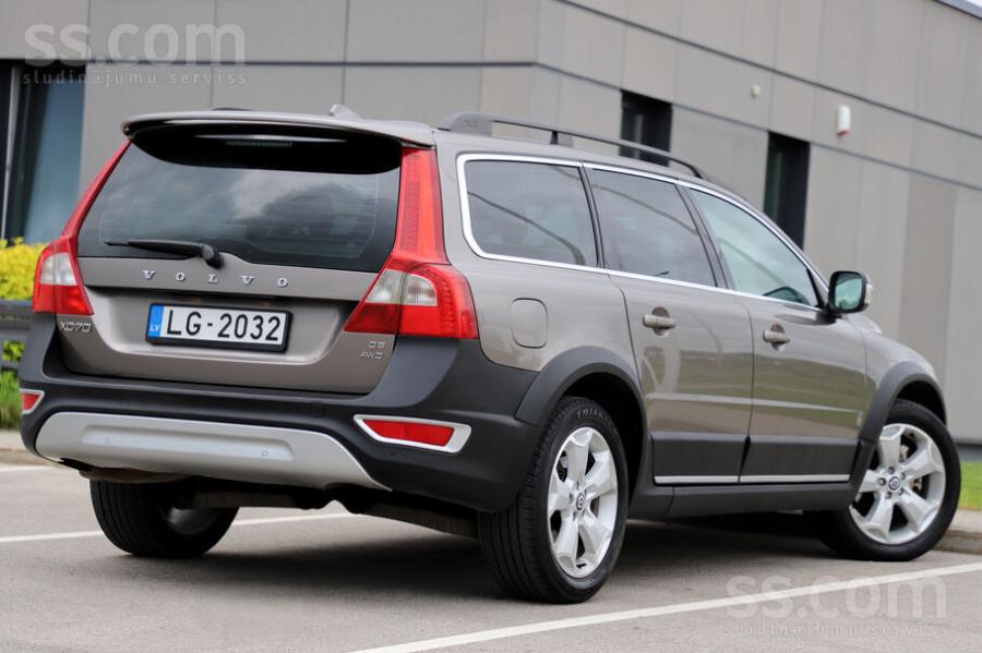 Brūns Volvo XC70 2008 Tukums, ar dzinēja tilpumu 2.40 L un nobraukumu 0 tūkst. km par 2500 €, foto 4 vietnē AUTOMOTO.COM.LV
