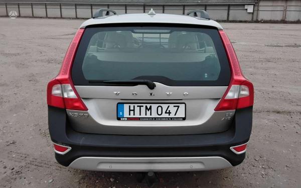 Brūns Volvo XC70 2008 Viļņa, ar dzinēja tilpumu 2.40 L un nobraukumu 314 tūkst. km par 5200 €, foto 4 vietnē AUTOMOTO.COM.LV