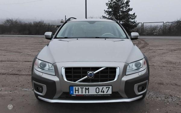 Brūns Volvo XC70 2008 Viļņa, ar dzinēja tilpumu 2.40 L un nobraukumu 314 tūkst. km par 5200 €, foto 8 vietnē AUTOMOTO.COM.LV