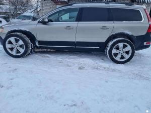 Brūns Volvo XC70 2008 Šalčininkai, ar dzinēja tilpumu 2.40 L un nobraukumu 590 tūkst. km par 3900 €, foto 13 vietnē AUTOMOTO.COM.LV