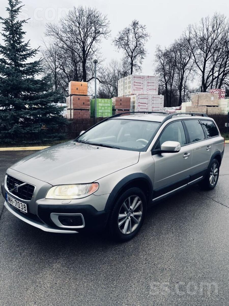 Brūns Volvo XC70 2008 Rīga, ar dzinēja tilpumu 2.40 L un nobraukumu 451 tūkst. km par 4500 €, foto 4 vietnē AUTOMOTO.COM.LV