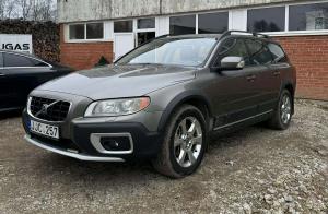 Brown Volvo XC70 2008 in Vievis, with an engine capacity of 2.40 L and mileage of 360 thousand km for 6000 €, photo 2 on AUTOMOTO.COM.LV