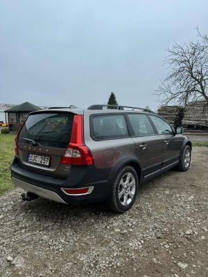 Brown Volvo XC70 2008 in Vievis, with an engine capacity of 2.40 L and mileage of 360 thousand km for 6000 €, photo 3 on AUTOMOTO.COM.LV