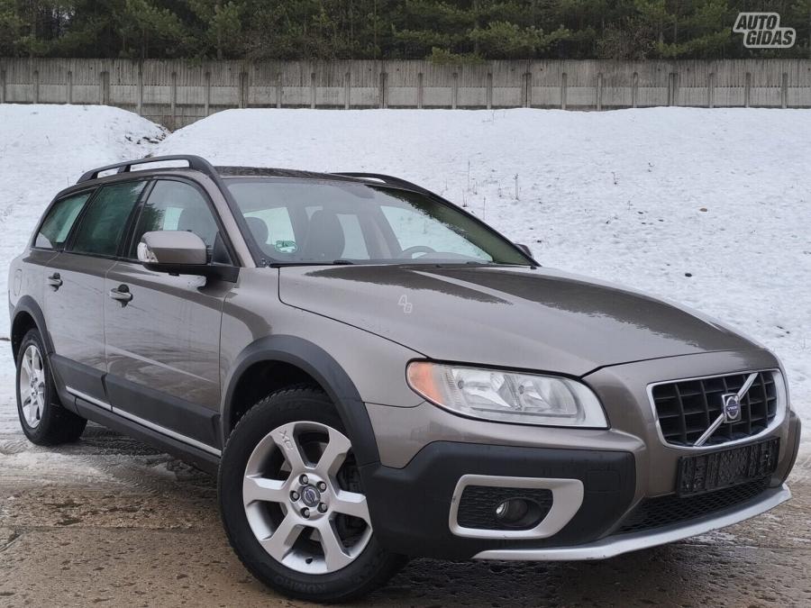 Brown Volvo XC70 2008 in Vilnius, with an engine capacity of 2.40 L and mileage of 330 thousand km for 7150 €, photo 18 on AUTOMOTO.COM.LV