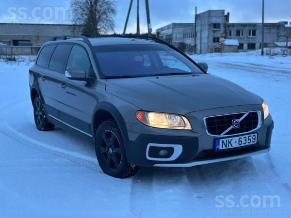Brown Volvo XC70 2008 in Rezekne, with an engine capacity of 2.40 L and mileage of 401 thousand km for 5250 €, photo 1 on AUTOMOTO.COM.LV