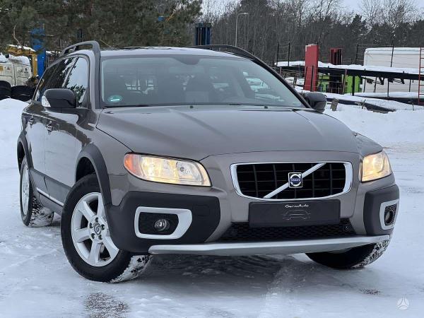 Brūns Volvo XC70 2008 Utena, ar dzinēja tilpumu 2.40 L un nobraukumu 265 tūkst. km par 6550 €, foto 1 vietnē AUTOMOTO.COM.LV