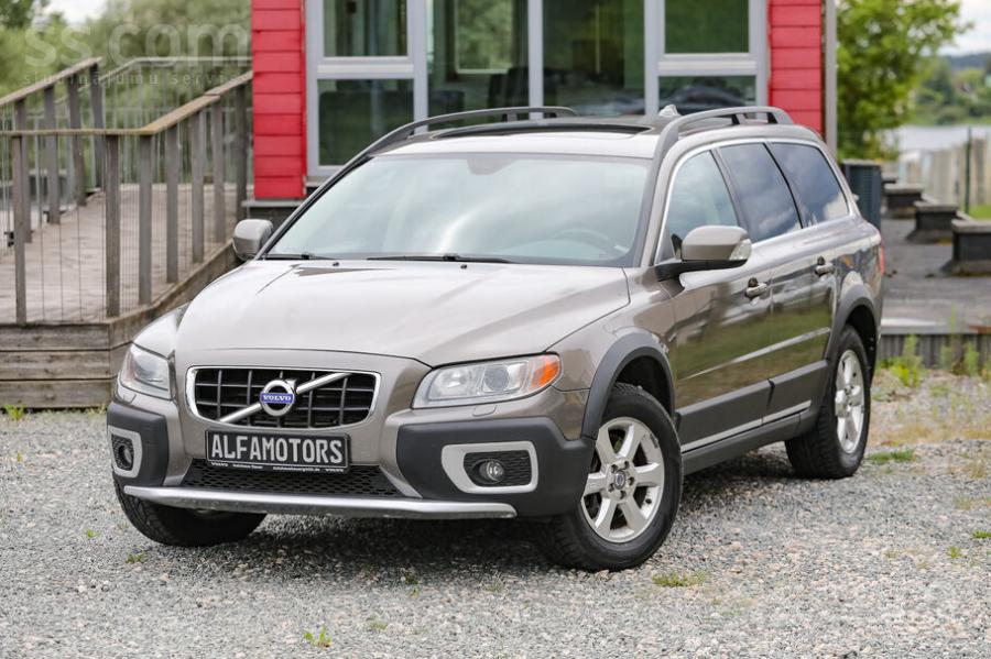 Brūns Volvo XC70 2008 Rīga, ar dzinēja tilpumu 2.40 L un nobraukumu 263 tūkst. km par 5490 €, foto 1 vietnē AUTOMOTO.COM.LV