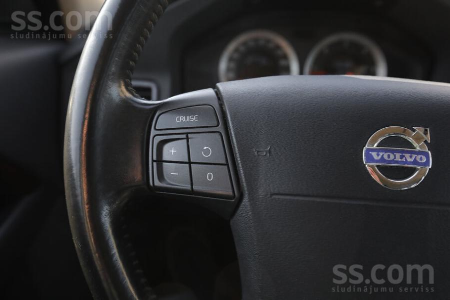 Brūns Volvo XC70 2008 Rīga, ar dzinēja tilpumu 2.40 L un nobraukumu 263 tūkst. km par 5490 €, foto 13 vietnē AUTOMOTO.COM.LV