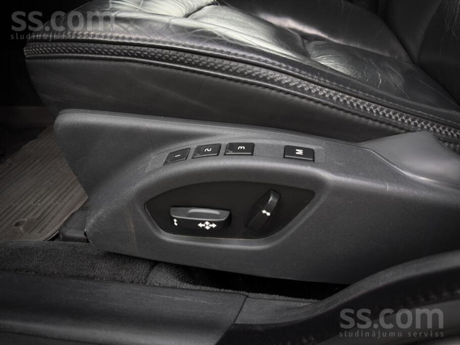 Brūns Volvo XC70 2008 Rīga, ar dzinēja tilpumu 2.40 L un nobraukumu 263 tūkst. km par 5490 €, foto 16 vietnē AUTOMOTO.COM.LV