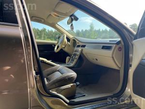 Brown Volvo XC70 2008 in Riga, with an engine capacity of 2.40 L and mileage of 520 thousand km for 1600 €, photo 3 on AUTOMOTO.COM.LV