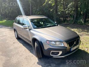 Brown Volvo XC70 2008 in Riga, with an engine capacity of 2.40 L and mileage of 520 thousand km for 1600 €, photo 4 on AUTOMOTO.COM.LV