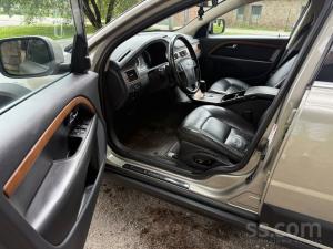 Brūns Volvo XC70 2008 Bauska, ar dzinēja tilpumu 2.40 L un nobraukumu 431 tūkst. km par 4200 €, foto 11 vietnē AUTOMOTO.COM.LV