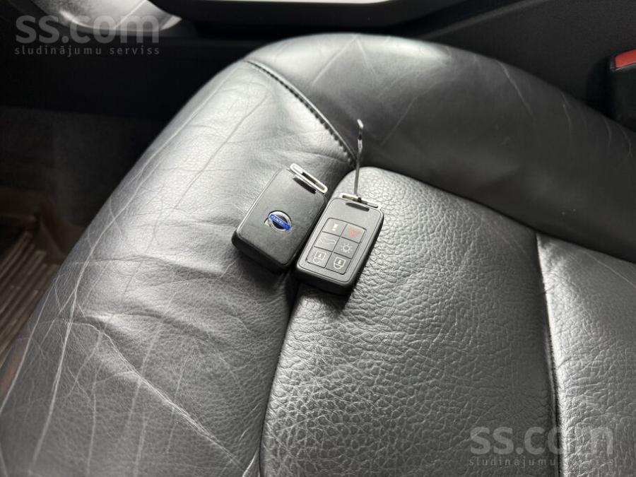 Brūns Volvo XC70 2008 Bauska, ar dzinēja tilpumu 2.40 L un nobraukumu 431 tūkst. km par 4200 €, foto 16 vietnē AUTOMOTO.COM.LV