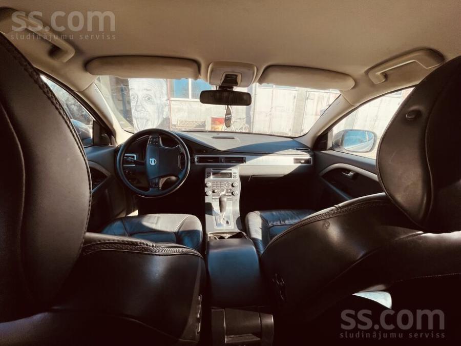 Brūns Volvo XC70 2008 Rīga, ar dzinēja tilpumu 2.40 L un nobraukumu 448 tūkst. km par 3500 €, foto 4 vietnē AUTOMOTO.COM.LV