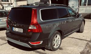 Brūns Volvo XC70 2008 Rīga, ar dzinēja tilpumu 2.40 L un nobraukumu 448 tūkst. km par 3500 €, foto 5 vietnē AUTOMOTO.COM.LV
