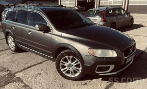 Brūns Volvo XC70 2008 Rīga, ar dzinēja tilpumu 2.40 L un nobraukumu 448 tūkst. km par 3500 €, foto 7 vietnē AUTOMOTO.COM.LV