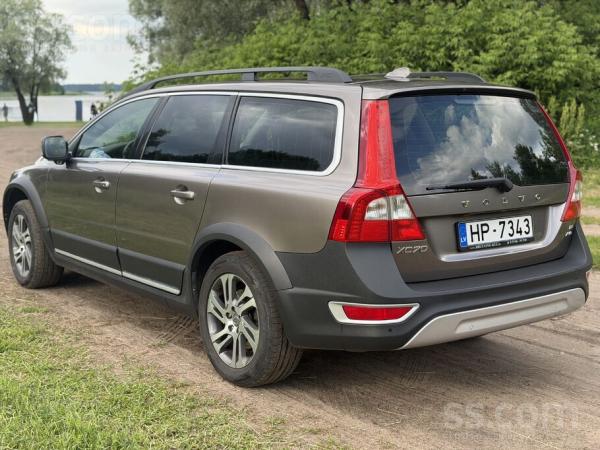 Brūns Volvo XC70 2008 Rīga, ar dzinēja tilpumu 2.40 L un nobraukumu 337 tūkst. km par 5900 €, foto 7 vietnē AUTOMOTO.COM.LV