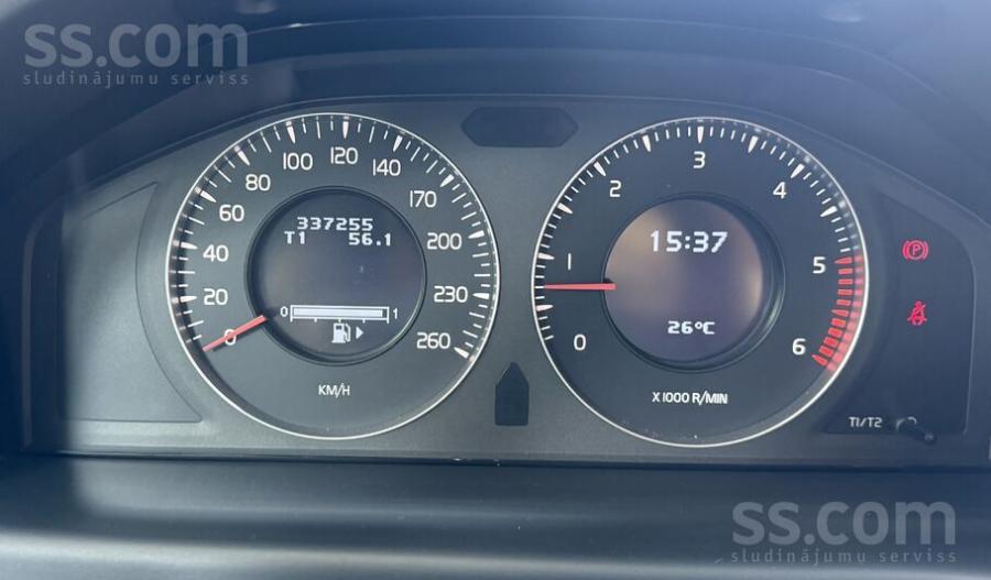 Brūns Volvo XC70 2008 Rīga, ar dzinēja tilpumu 2.40 L un nobraukumu 337 tūkst. km par 5900 €, foto 11 vietnē AUTOMOTO.COM.LV