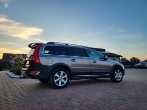 Brūns Volvo XC70 2008 Viļņa, ar dzinēja tilpumu 2.40 L un nobraukumu 290 tūkst. km par 6199 €, foto  vietnē AUTOMOTO.COM.LV