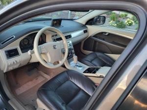 Brūns Volvo XC70 2008 Viļņa, ar dzinēja tilpumu 2.40 L un nobraukumu 290 tūkst. km par 6199 €, foto 18 vietnē AUTOMOTO.COM.LV