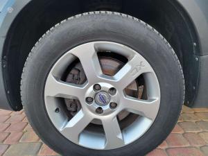 Brūns Volvo XC70 2008 Viļņa, ar dzinēja tilpumu 2.40 L un nobraukumu 290 tūkst. km par 6199 €, foto 22 vietnē AUTOMOTO.COM.LV