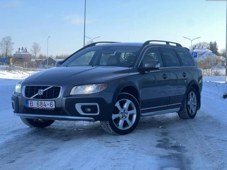 Brūns Volvo XC70 2008 Rēzekne, ar dzinēja tilpumu 2.40 L un nobraukumu 328 tūkst. km par 4970 €, foto 3 vietnē AUTOMOTO.COM.LV