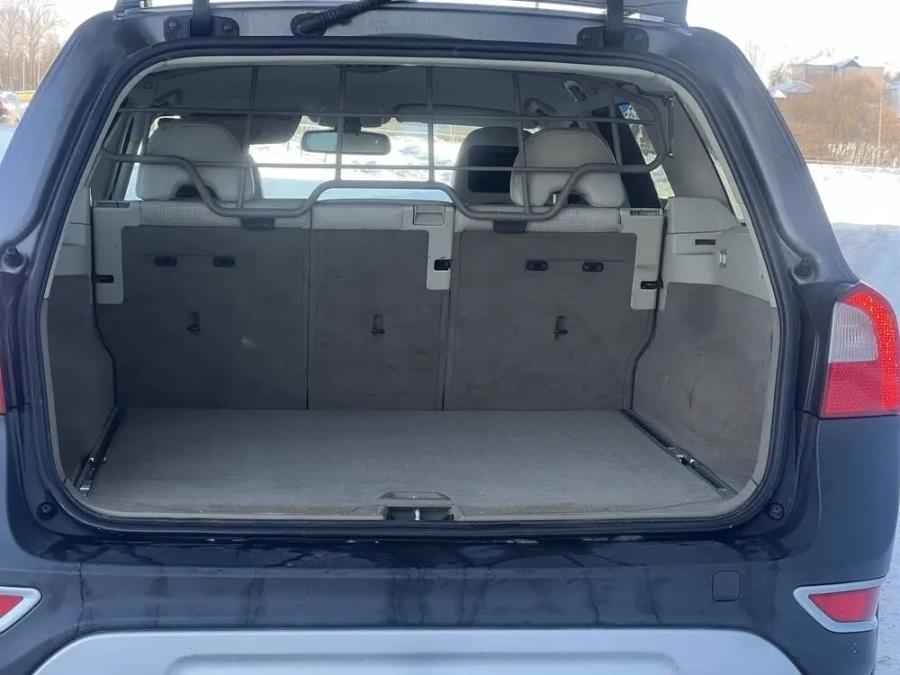 Brūns Volvo XC70 2008 Rēzekne, ar dzinēja tilpumu 2.40 L un nobraukumu 328 tūkst. km par 4970 €, foto 11 vietnē AUTOMOTO.COM.LV