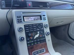 Brūns Volvo XC70 2008 Rēzekne, ar dzinēja tilpumu 2.40 L un nobraukumu 328 tūkst. km par 4970 €, foto 15 vietnē AUTOMOTO.COM.LV