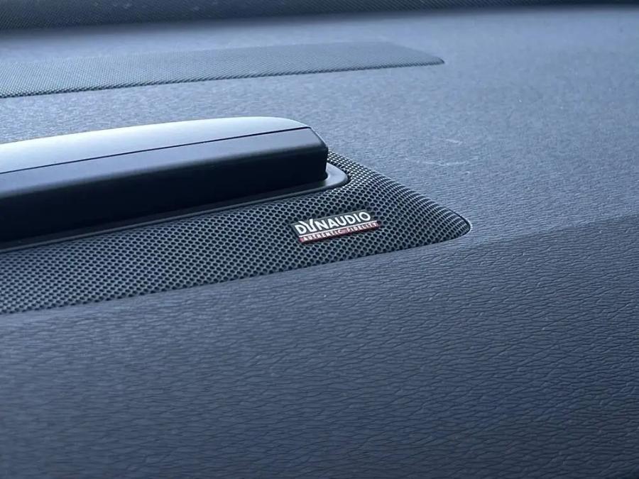 Brūns Volvo XC70 2008 Rēzekne, ar dzinēja tilpumu 2.40 L un nobraukumu 328 tūkst. km par 4970 €, foto 21 vietnē AUTOMOTO.COM.LV