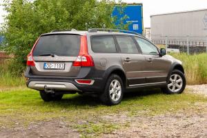 Brūns Volvo XC70 2008 Rīga, ar dzinēja tilpumu 2.40 L un nobraukumu 0 tūkst. km par 6495 €, foto 5 vietnē AUTOMOTO.COM.LV