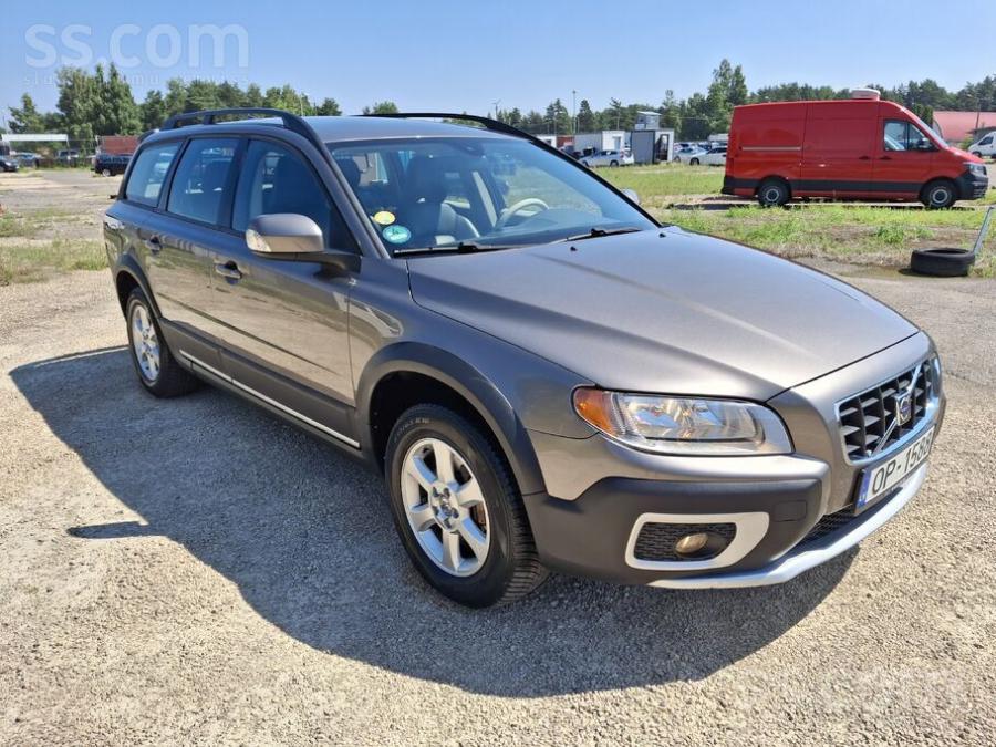 Brūns Volvo XC70 2008 Rīga, ar dzinēja tilpumu 2.40 L un nobraukumu 0 tūkst. km par 6670 €, foto 1 vietnē AUTOMOTO.COM.LV