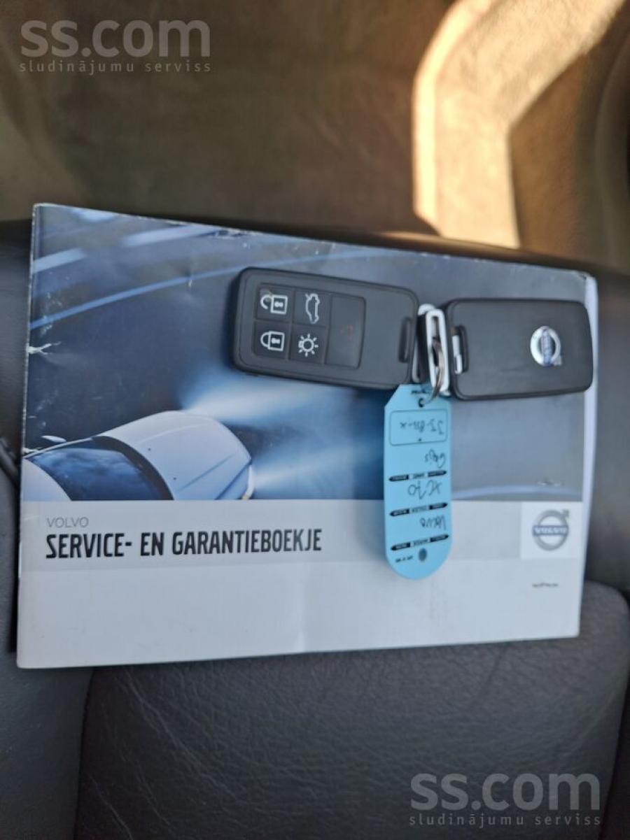 Brūns Volvo XC70 2008 Rīga, ar dzinēja tilpumu 2.40 L un nobraukumu 0 tūkst. km par 6670 €, foto 16 vietnē AUTOMOTO.COM.LV