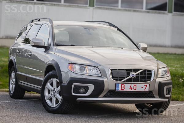 Brown Volvo XC70 2008 in Tukums, with an engine capacity of 2.40 L and mileage of 290 thousand km for 6790 €, photo 4 on AUTOMOTO.COM.LV