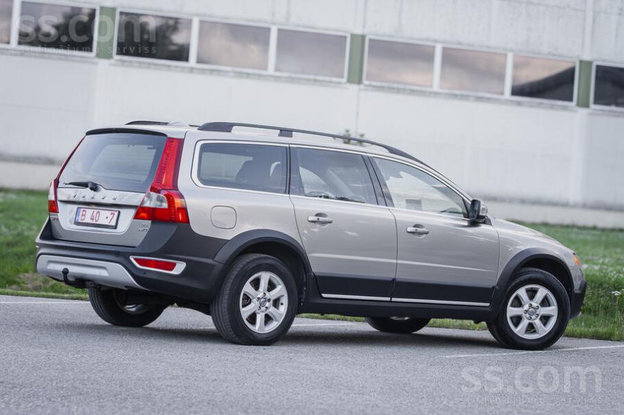 Brūns Volvo XC70 2008 Tukums, ar dzinēja tilpumu 2.40 L un nobraukumu 290 tūkst. km par 6790 €, foto 13 vietnē AUTOMOTO.COM.LV