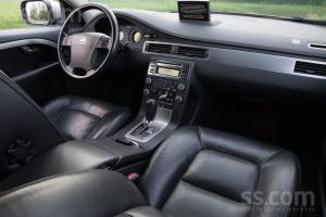 Brūns Volvo XC70 2008 Tukums, ar dzinēja tilpumu 2.40 L un nobraukumu 290 tūkst. km par 6790 €, foto 23 vietnē AUTOMOTO.COM.LV