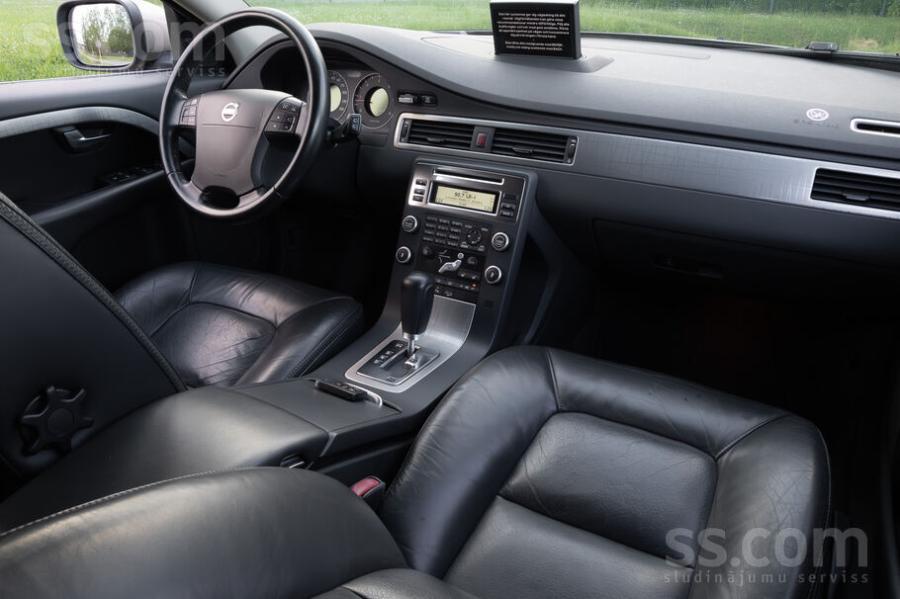 Brūns Volvo XC70 2008 Tukums, ar dzinēja tilpumu 2.40 L un nobraukumu 290 tūkst. km par 6790 €, foto 23 vietnē AUTOMOTO.COM.LV