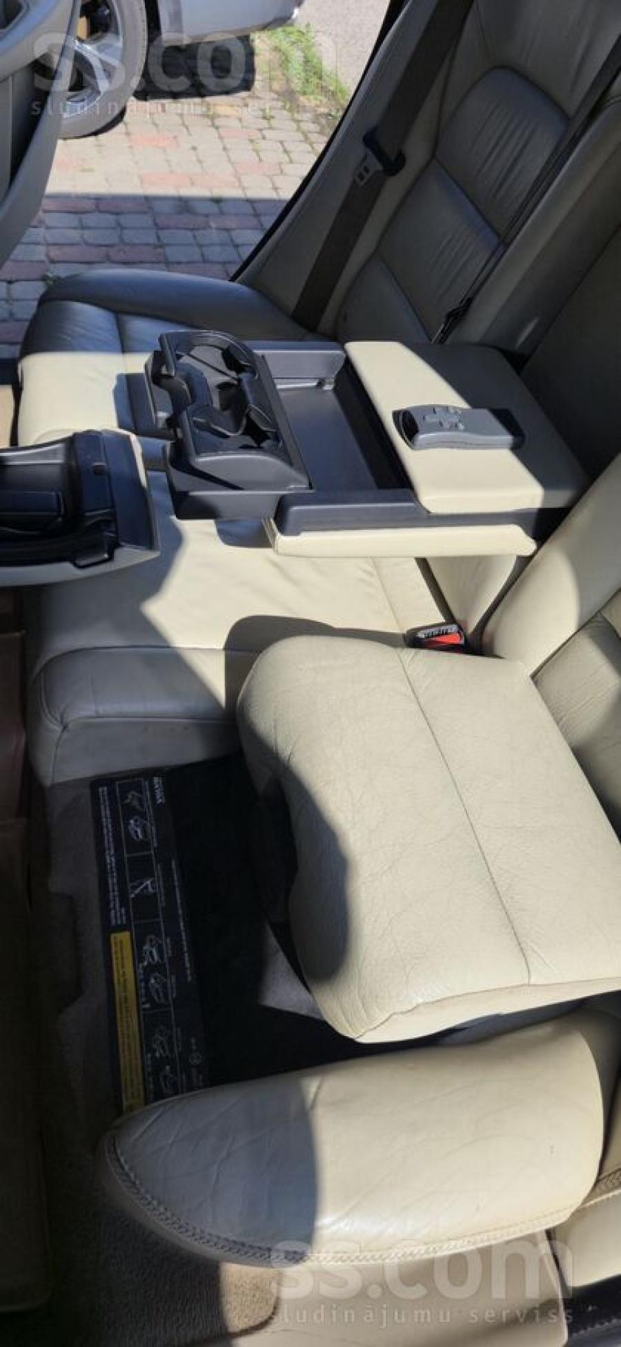 Brūns Volvo XC70 2008 Rīga, ar dzinēja tilpumu 2.40 L un nobraukumu 343 tūkst. km par 4300 €, foto 12 vietnē AUTOMOTO.COM.LV