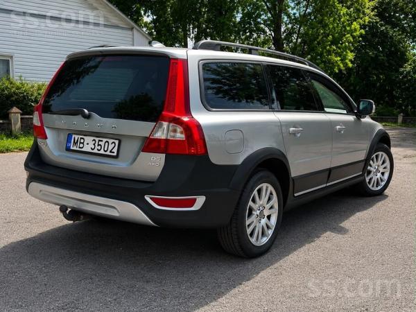 Brūns Volvo XC70 2008 Daugavpils, ar dzinēja tilpumu 2.40 L un nobraukumu 0 tūkst. km par 5490 €, foto 4 vietnē AUTOMOTO.COM.LV