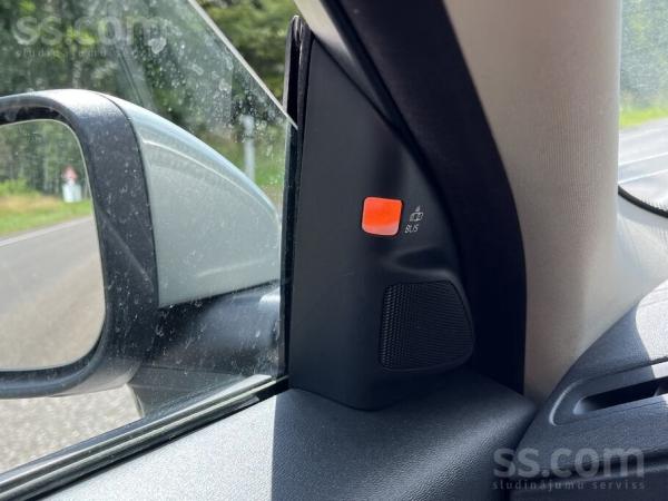 Brūns Volvo XC70 2008 Daugavpils, ar dzinēja tilpumu 2.40 L un nobraukumu 0 tūkst. km par 5490 €, foto 10 vietnē AUTOMOTO.COM.LV
