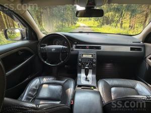 Brūns Volvo XC70 2008 Valmiera, ar dzinēja tilpumu 2.40 L un nobraukumu 342 tūkst. km par 6000 €, foto 17 vietnē AUTOMOTO.COM.LV