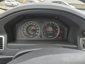 Brown Volvo XC70 2008 in Daugavpils, with an engine capacity of 2.40 L and mileage of 399 thousand km for 7300 €, photo 10 on AUTOMOTO.COM.LV