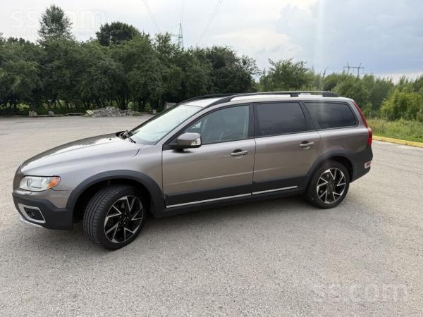 Brūns Volvo XC70 2008 Rīga, ar dzinēja tilpumu 2.40 L un nobraukumu 472 tūkst. km par 5750 €, foto 2 vietnē AUTOMOTO.COM.LV
