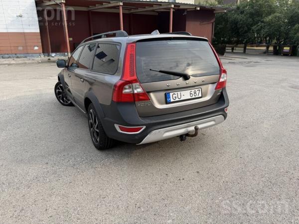 Brūns Volvo XC70 2008 Rīga, ar dzinēja tilpumu 2.40 L un nobraukumu 472 tūkst. km par 5750 €, foto 3 vietnē AUTOMOTO.COM.LV