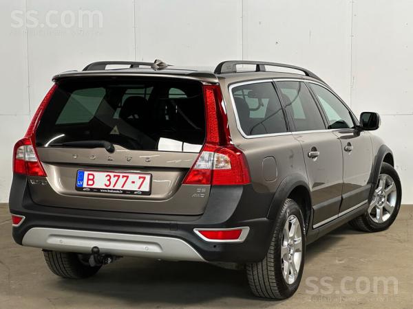 Brūns Volvo XC70 2008 Jūrmala, ar dzinēja tilpumu 2.40 L un nobraukumu 305 tūkst. km par 7650 €, foto 8 vietnē AUTOMOTO.COM.LV