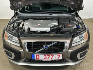Brown Volvo XC70 2008 in Jurmala, with an engine capacity of 2.40 L and mileage of 305 thousand km for 7650 €, photo 32 on AUTOMOTO.COM.LV