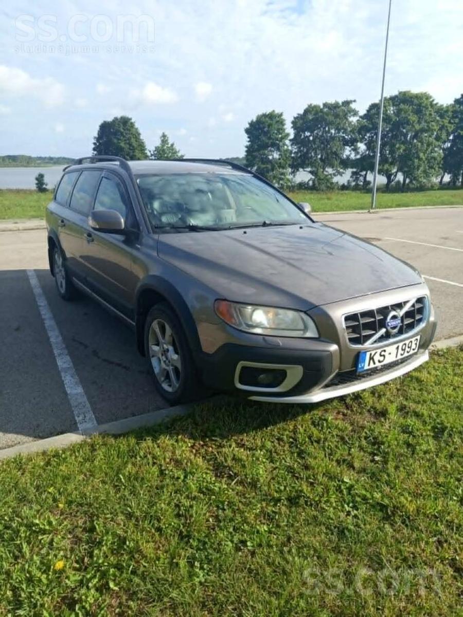 Brūns Volvo XC70 2008 Balvi, ar dzinēja tilpumu 2.40 L un nobraukumu 513 tūkst. km par 3700 €, foto 6 vietnē AUTOMOTO.COM.LV