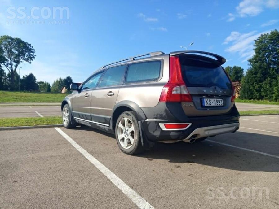 Brūns Volvo XC70 2008 Balvi, ar dzinēja tilpumu 2.40 L un nobraukumu 513 tūkst. km par 3700 €, foto 8 vietnē AUTOMOTO.COM.LV